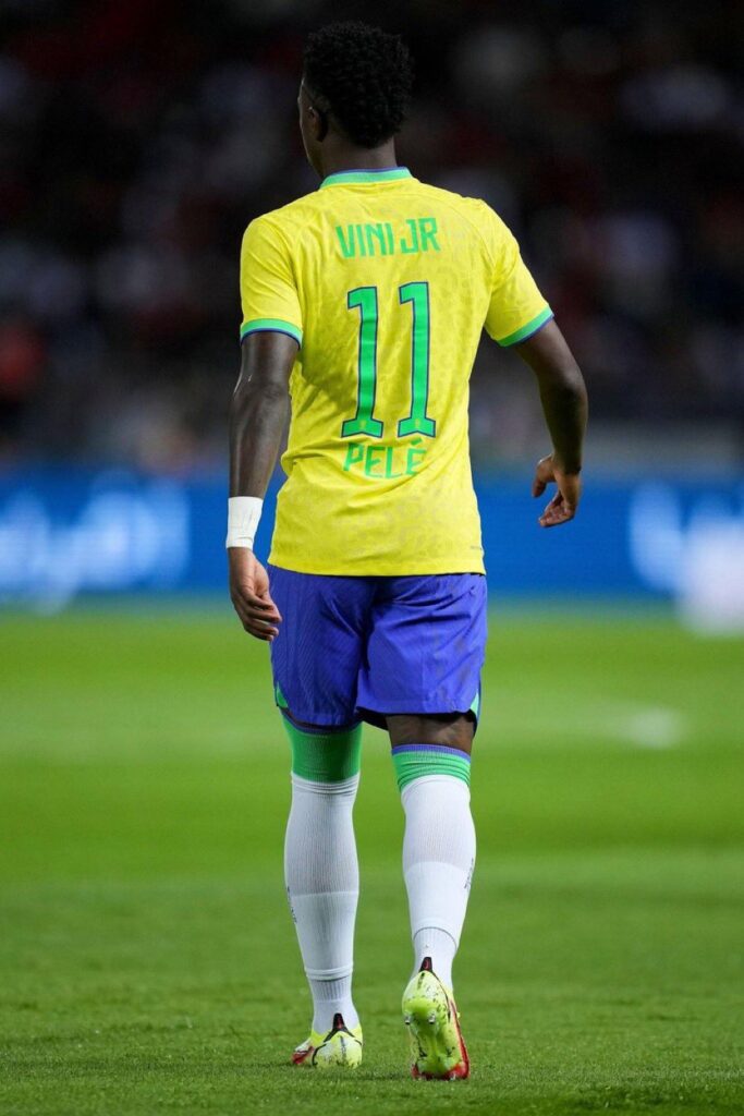 Vini Jr: A Estrela em Ascensão do Futebol Mundial - whyweare